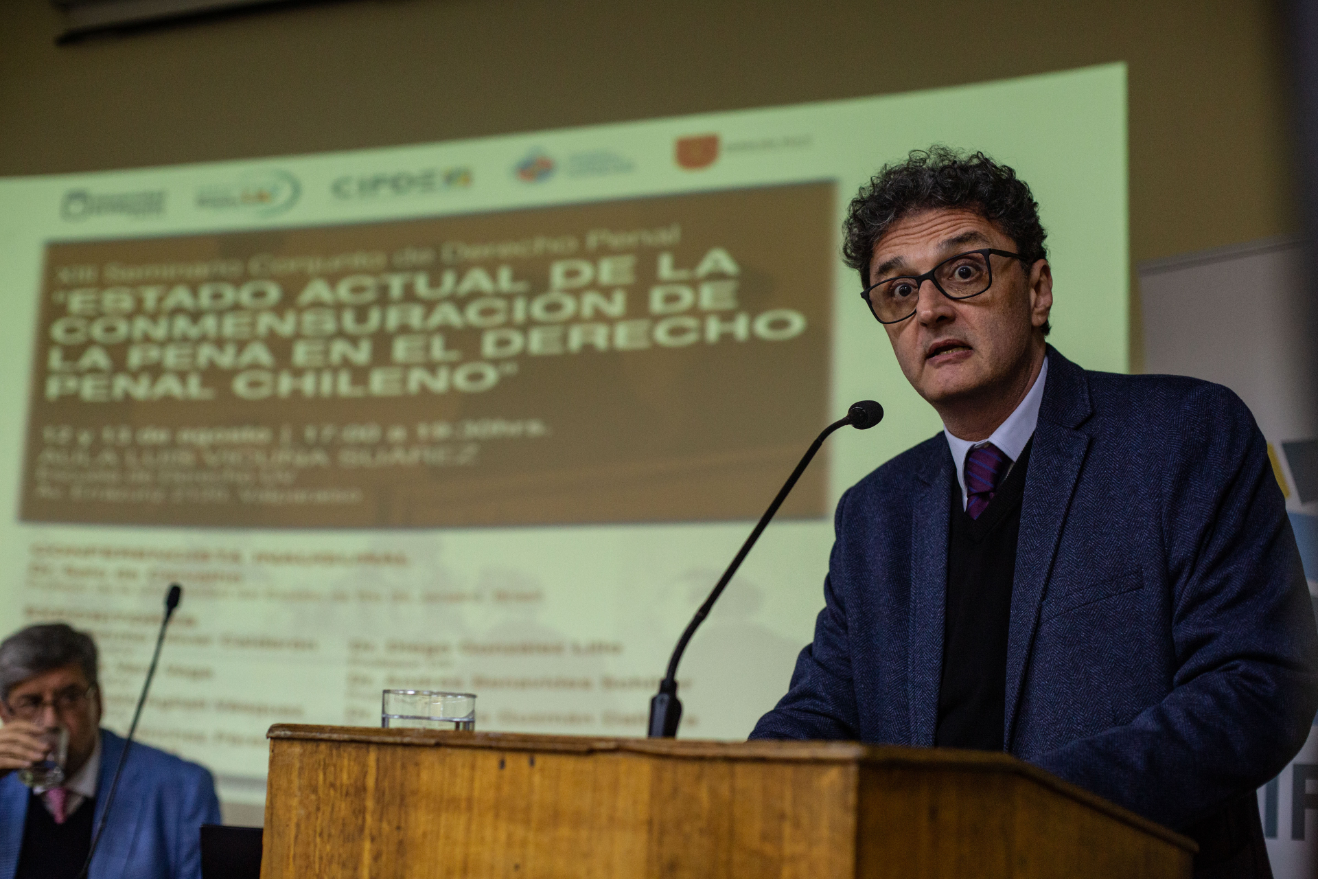 Universidad de Valparaíso - Especialistas dialogaron sobre el estado actual de la conmensuración ...